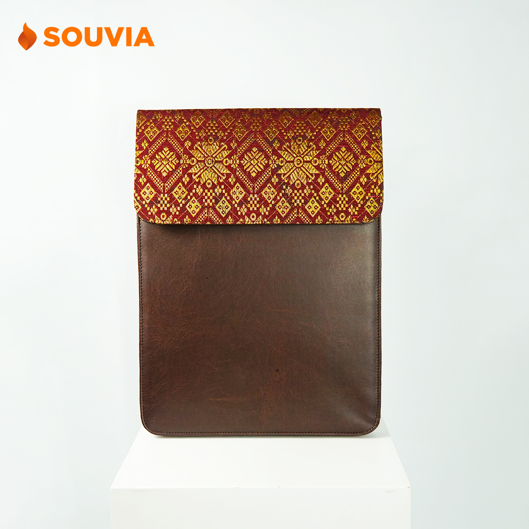 Laptop Sleeve Batik untuk Merchandise Perusahaan - SOUVIA