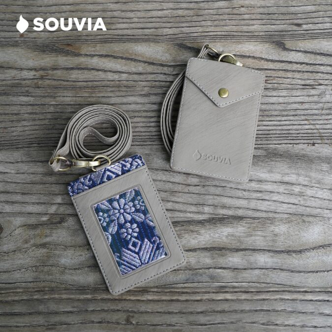 ID Card Holder Batik Tenun Blue Ethnic Souvenir Kantor - SOUVIA